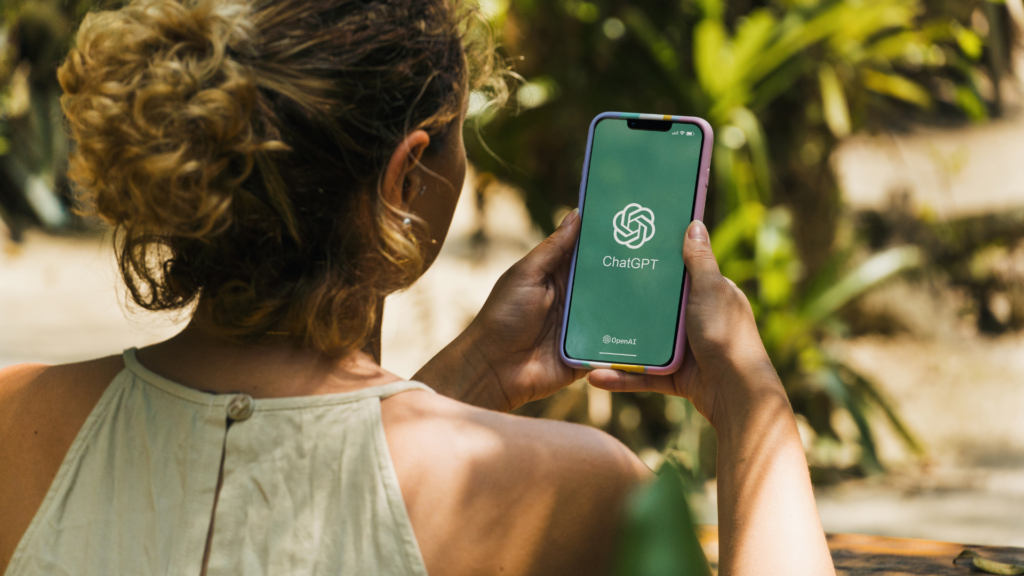 Comment Utiliser ChatGPT : Guide Complet pour Débutants et Experts